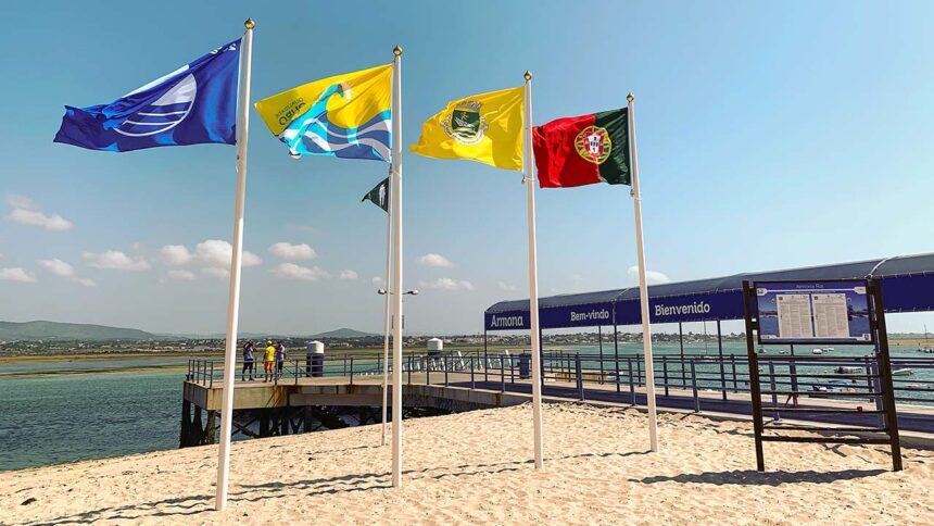 Qualidade de ouro 2021 atribuída a quatro praias de Olhão