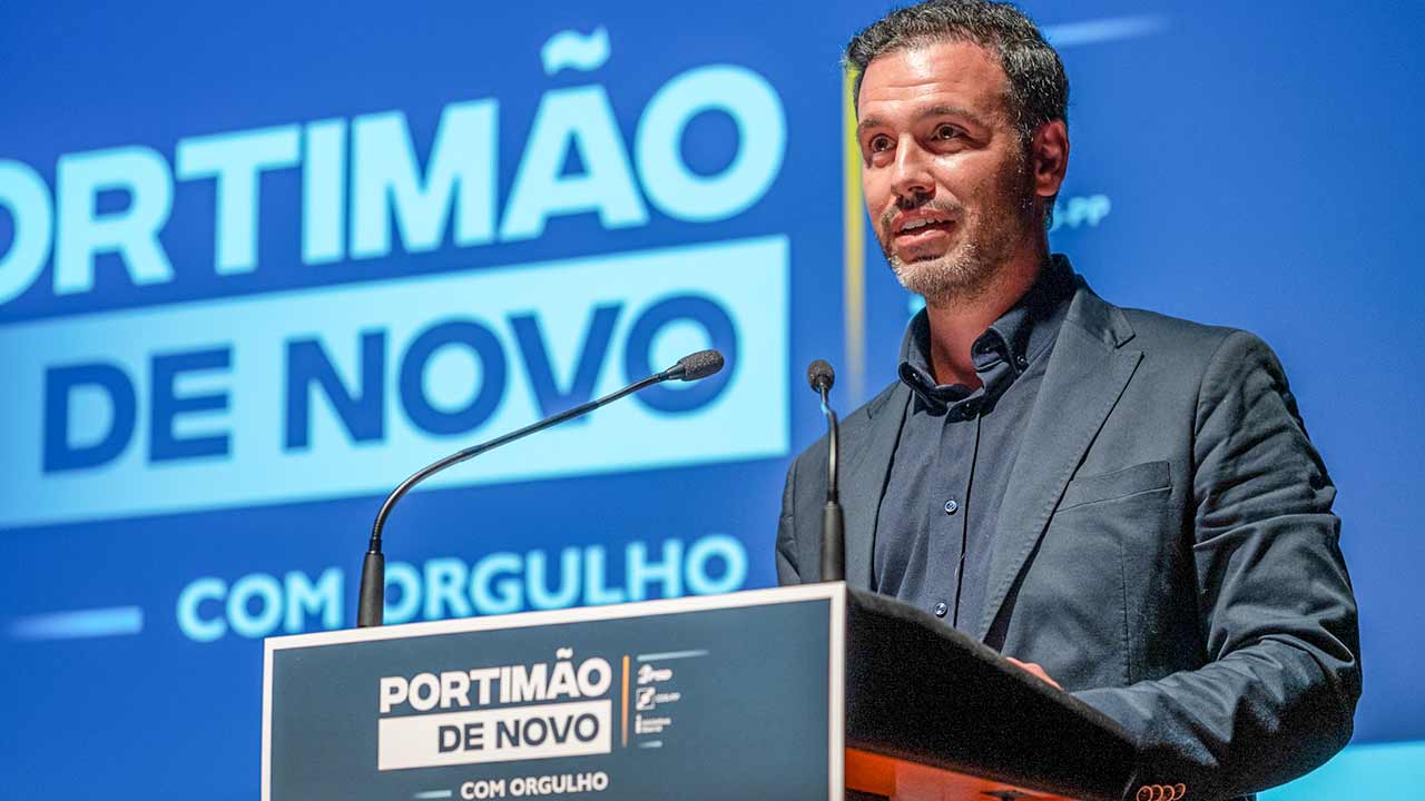 Autárquicas: Carlos Gouveia Martins promete devolver «orgulho» a Portimão